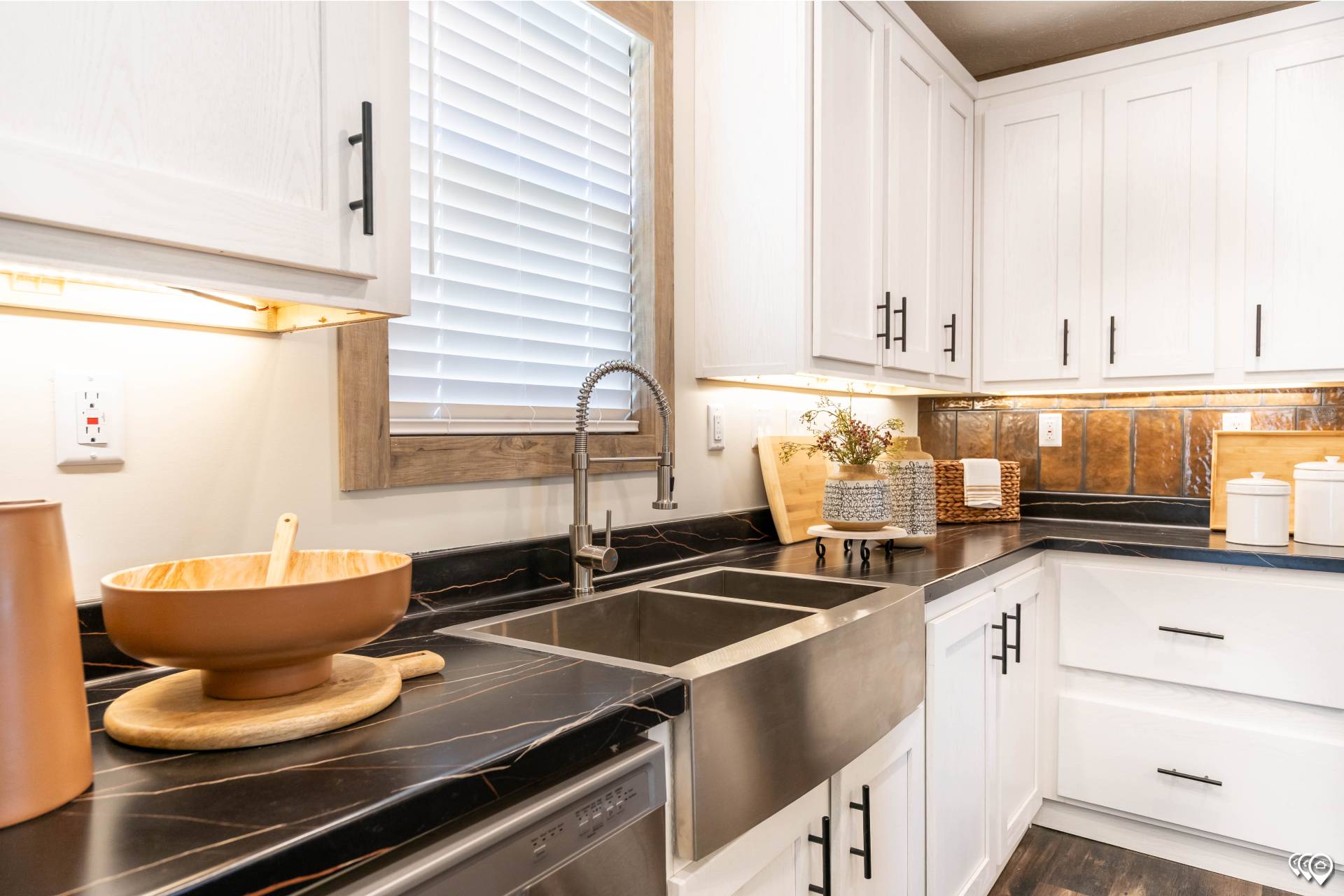 Creekside Series The Roxy CSFL-3305 by Timber Creek Housing - Spartan Homes of Gulfport